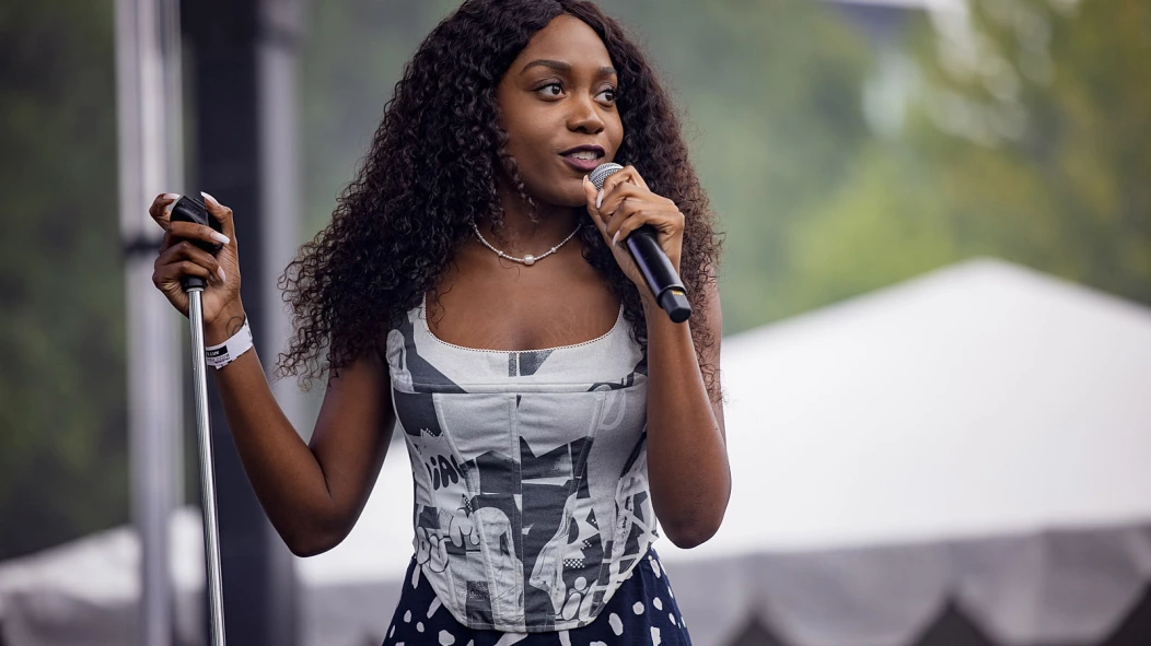 Noname announces new album 'Sundial'