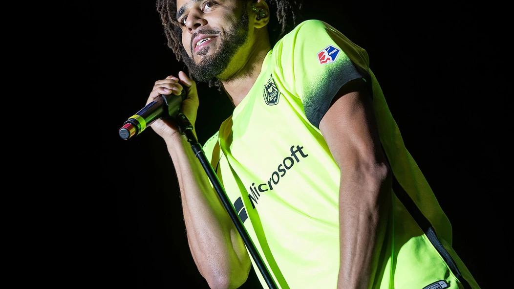 J Cole confirms he was rapping about Noname on new song, "stands behind ...