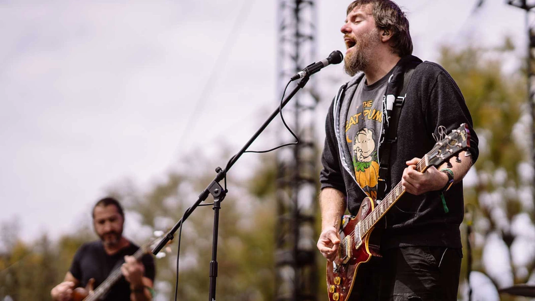 Pinback going on 'Autumn of the Seraphs' 10th anniversary tour