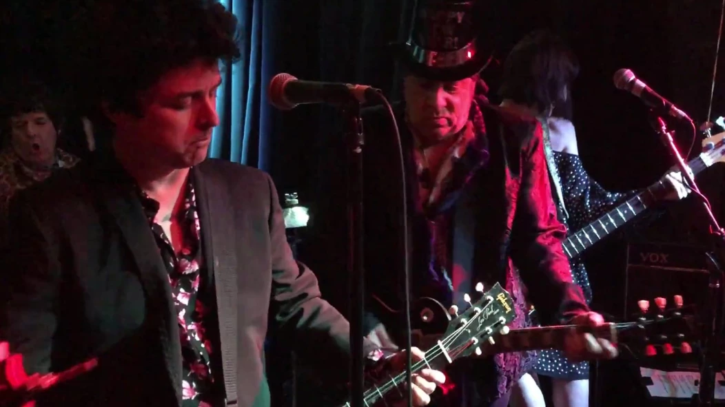 watch Billie Joe Armstrong & Jesse Malin's all-star NYE covers show ...
