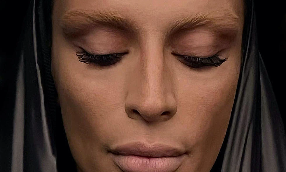 Sevdaliza releases "Woman Life Freedom" in support of women in Iran