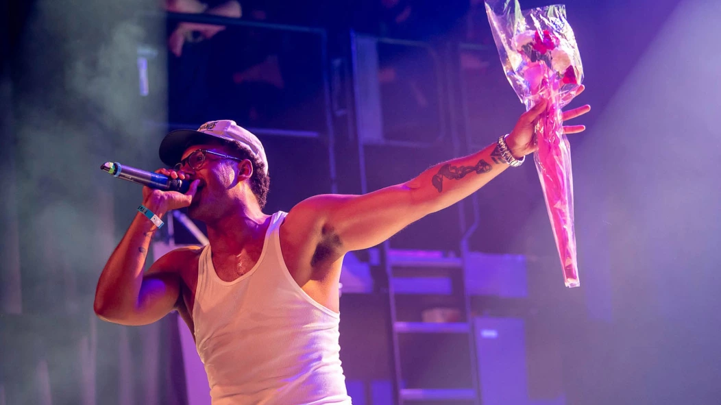 Tour news: Zack Fox, Sunami / Regulate, Woods, more