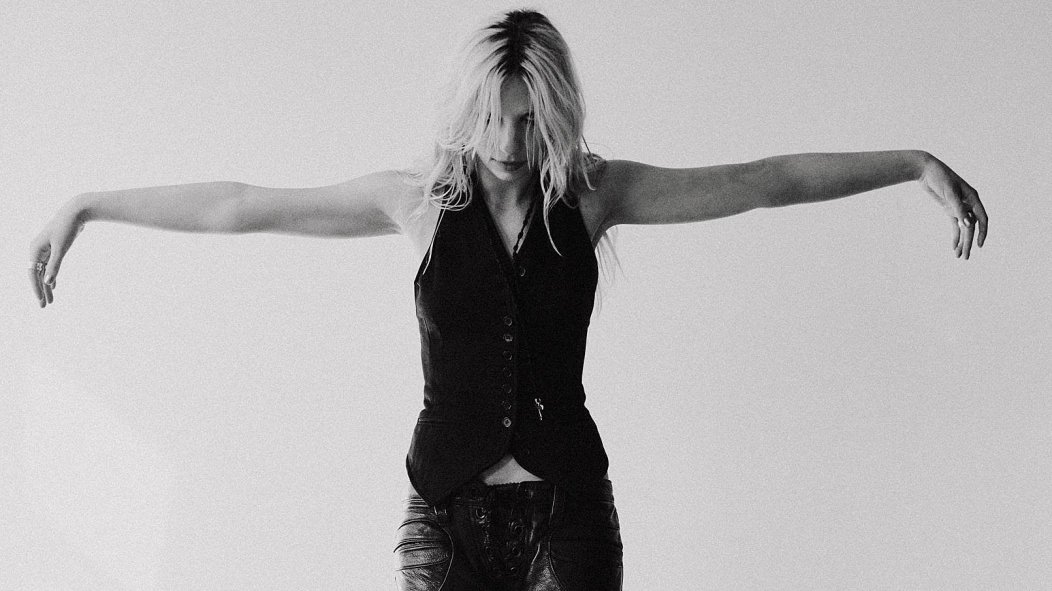Stella Rose (Dave Gahan's daughter) preps debut LP, opening for Depeche ...