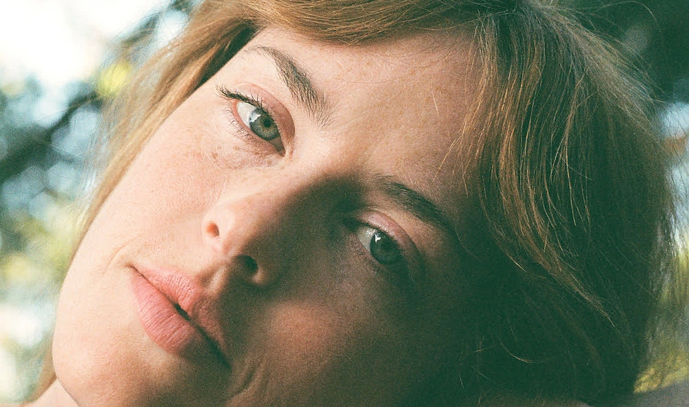 Anna St. Louis announces new album 'In The Air,' shares "Phone"