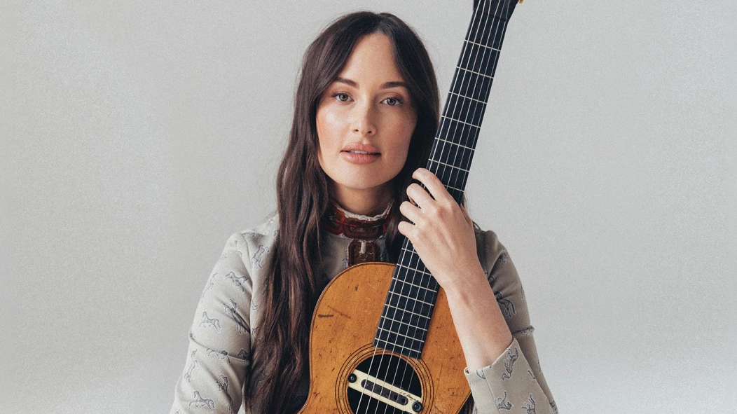 Kacey Musgraves & Ariana Grande performing on SNL in March w/ hosts ...