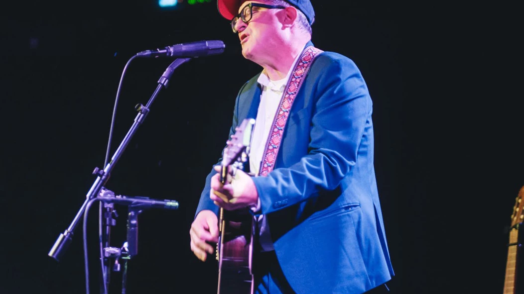 Craig Finn announces NYC release show ft. The War on Drugs mems, Joe ...