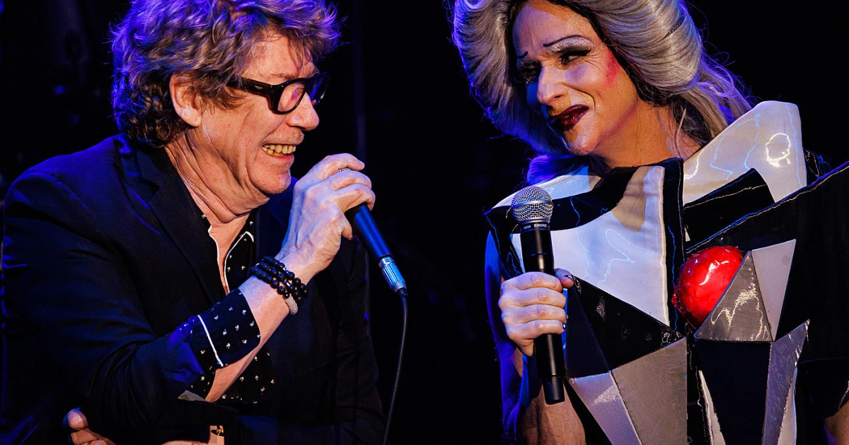 John Cameron Mitchell & Stephen Trask celebrated Hedwig in NYC w ...