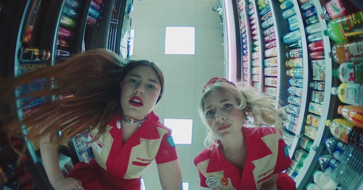 Wet Leg share "Ur Mum" video; debut album finally out this week
