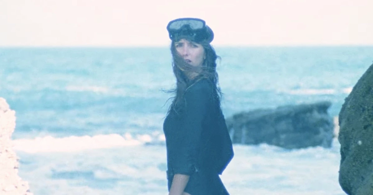 Whistler Molly Lewis pays homage to James Bond in new video, playing ...