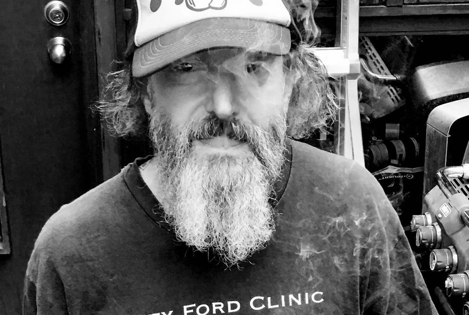 Butthole Surfers' JD Pinkus preps new solo LP 'Grow a Pear', touring ...