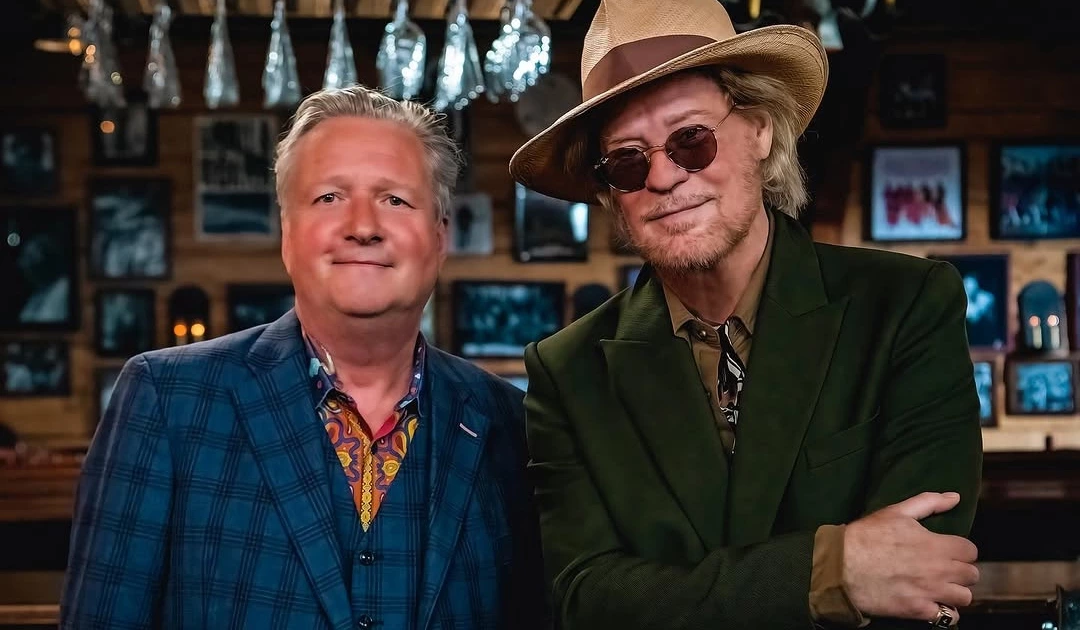 Daryl Hall & Squeeze's Glenn Tilbrook touring together, add summer dates