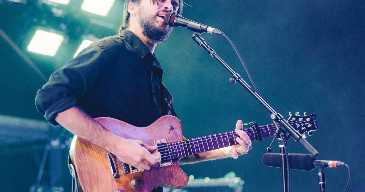Alex G played 2 NYC shows, covered 'Halloween' theme at Kings Theatre ...