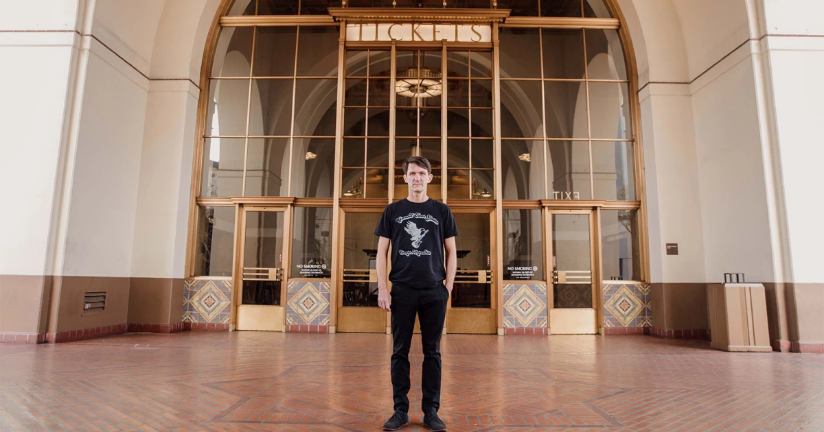 Cursive's Tim Kasher announces new LP, written in a long weekend; hear ...
