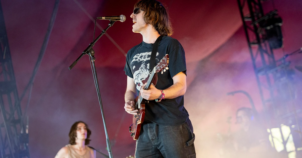 Watch Geese cover Justin Bieber at Coachella