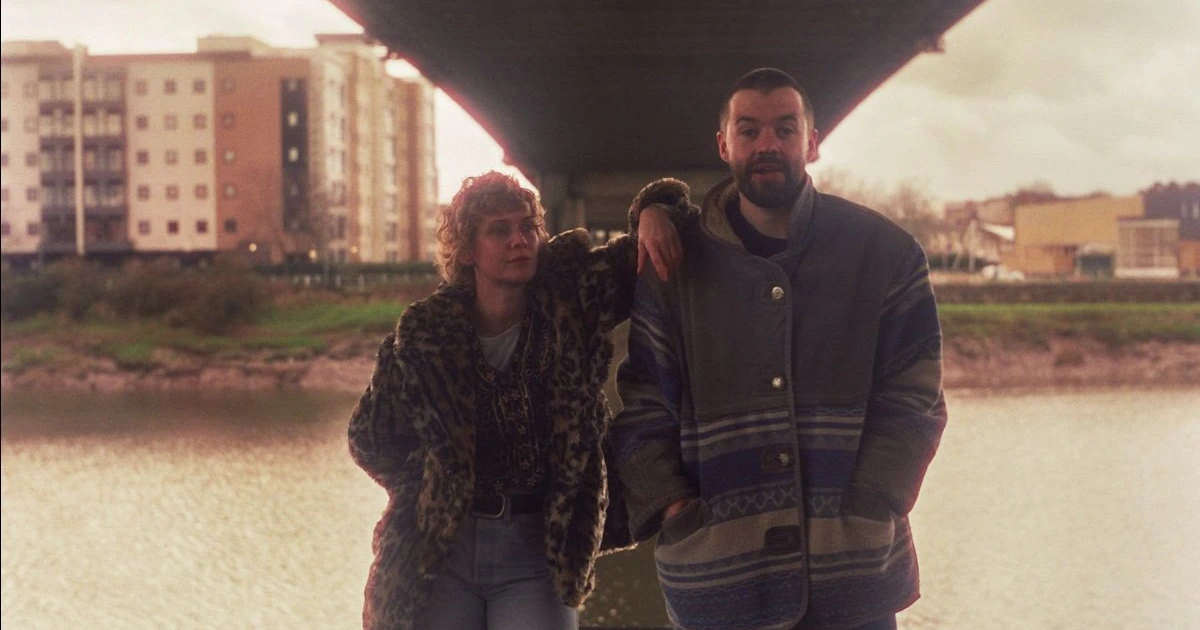 Tour news: The Bug Club, Kim Gordon, Afternoon Bike Ride, horsegiirL ...
