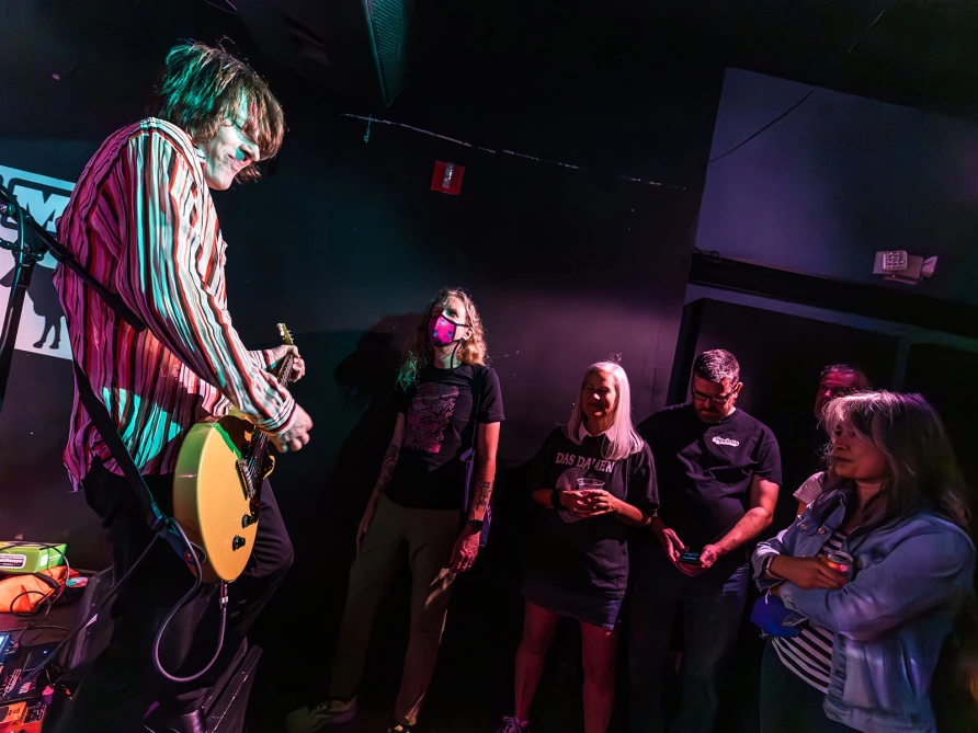 Das Damen played their first show in 32 years at WFMU Monty Hall (pics ...