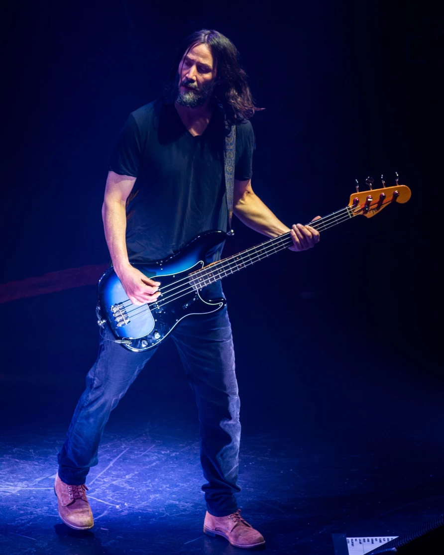 Keanu Reeves' band Dogstar played Capitol Theatre (pics, video)