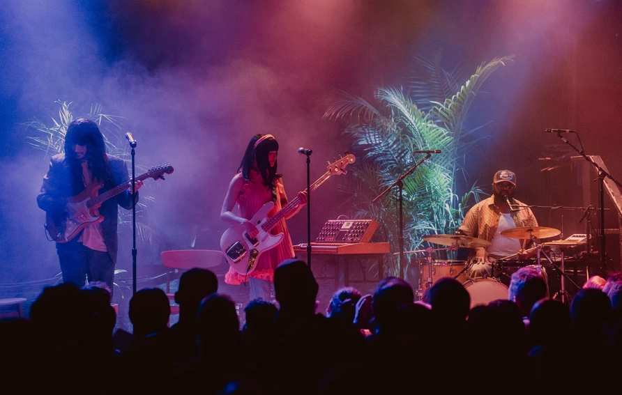 Khruangbin previewed new LP at Bowery Ballroom shows (pics, setlists ++ David Byrne's walk-in ...