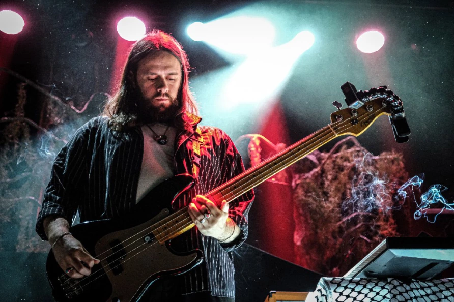 Knocked Loose obliterated Brooklyn Steel with Show Me The Body, Loathe ...