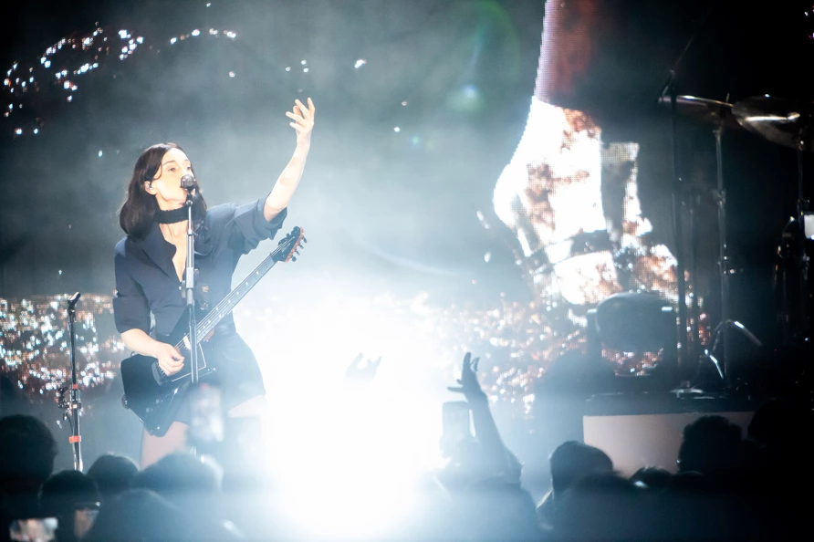 St. Vincent brought rock theatrics to Brooklyn Paramount (night 1 pics ...