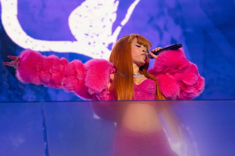 Snoop Dogg & Ice Spice played a surprise Times Square show for ...