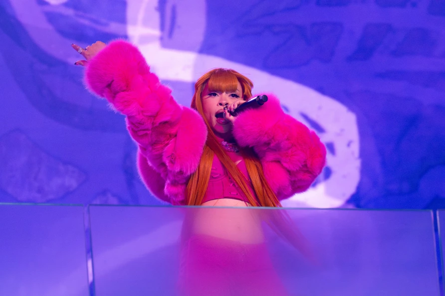 Snoop Dogg & Ice Spice played a surprise Times Square show for ...