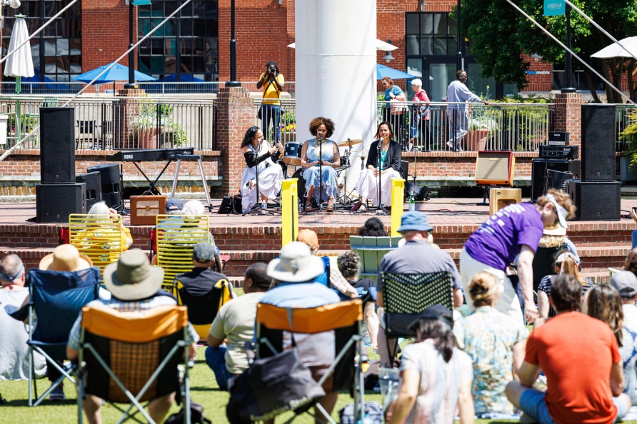 Biscuits & Banjos brought Carolina Chocolate Drops back & more - pics ...