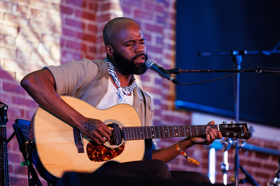 Biscuits & Banjos brought Carolina Chocolate Drops back & more - pics ...