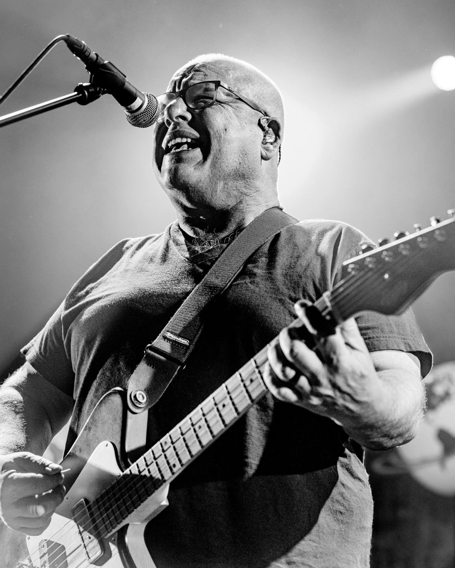 Pixies played 'Bossanova' & 'Trompe Le Monde' at Brooklyn Paramount ...