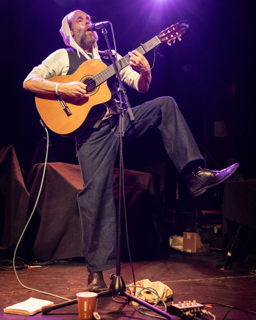 Bonnie 'Prince' Billy & Matt Berninger joined Yo La Tengo for Hanukkah ...