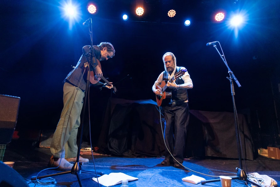 Bonnie 'Prince' Billy & Matt Berninger joined Yo La Tengo for Hanukkah ...