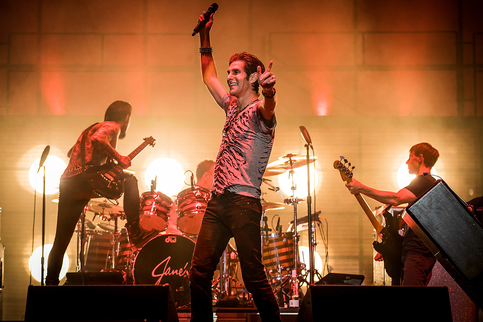 Shaky Knees 2016 in pics (ATDI, Jane's Addiction, Slowdive, Florence ...