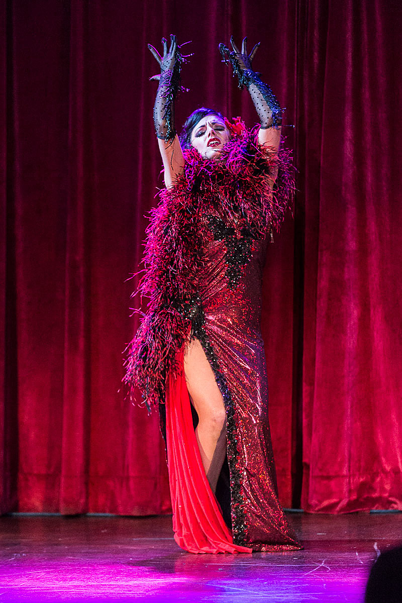 pics: Wasapalooza celebrates the '90s with grunge-inspired Burlesque