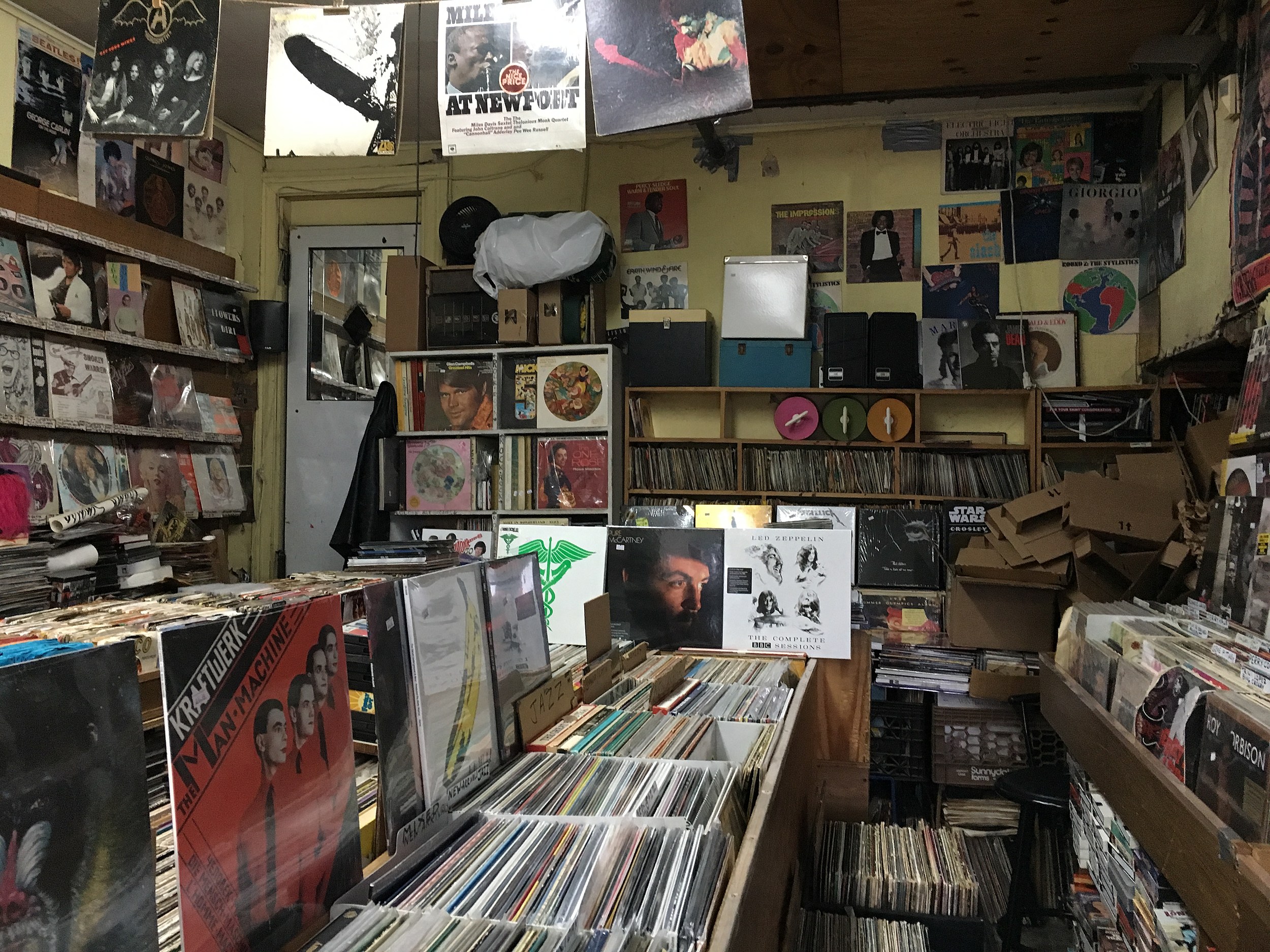 10 Brooklyn Record Stores, that you may not know about