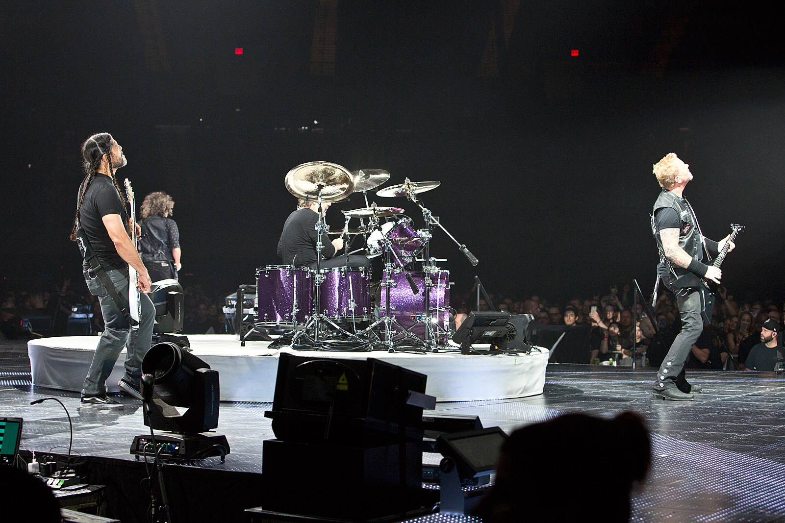 watch Metallica's 1983 Metro Chicago show in full