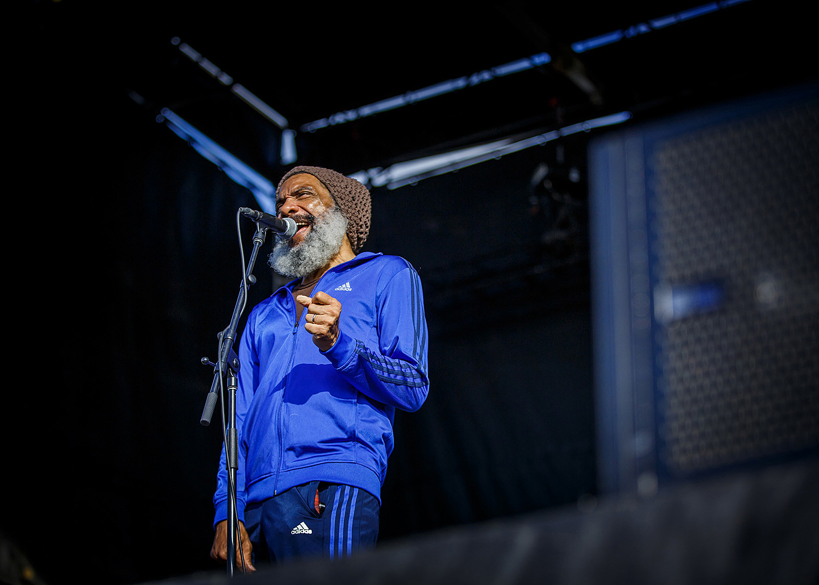 Dave Lombardo & Fishbone covering Bad Brains at HR benefit w/ members ...