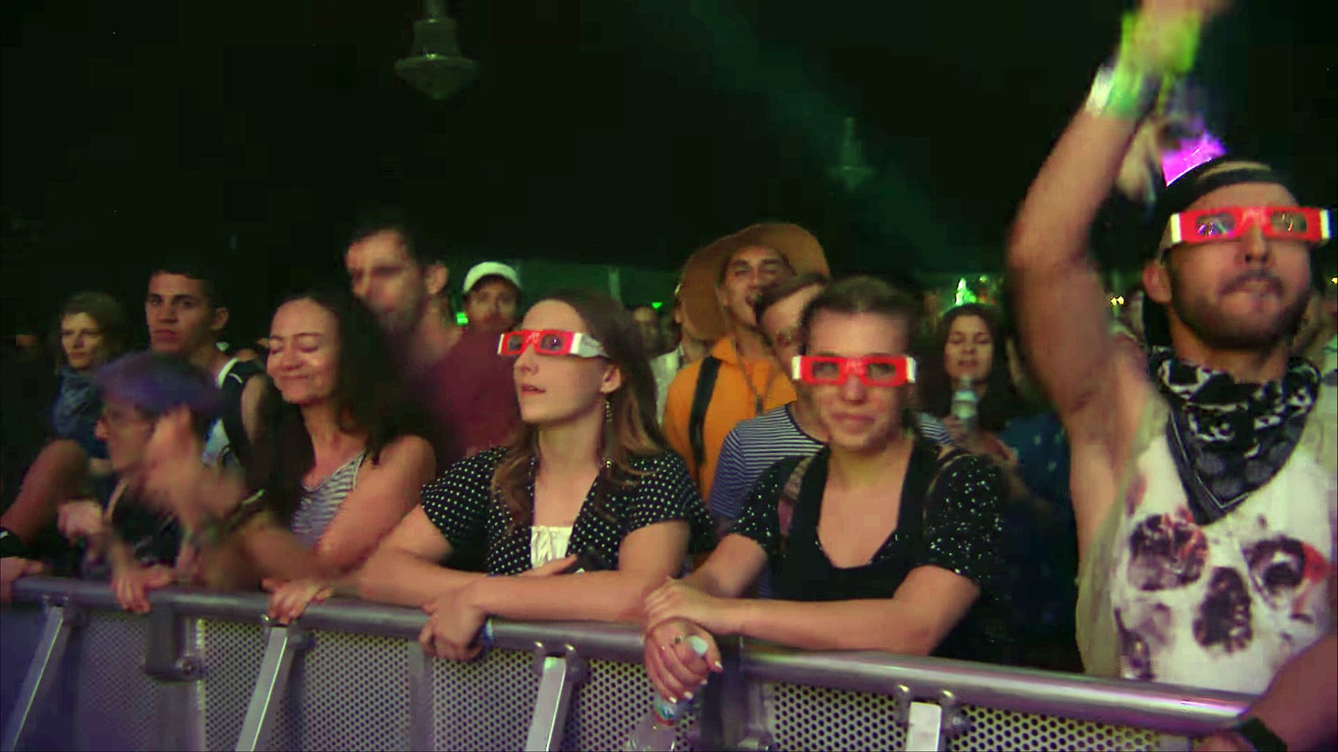 St. Vincent & Perfume Genius @ Coachella : video highlights + setlist ...