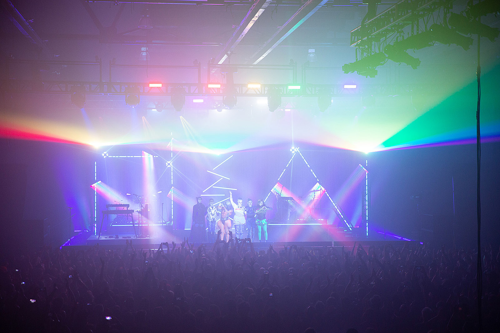 Fever Ray's North American tour kicked off at Brooklyn Hangar (pics)