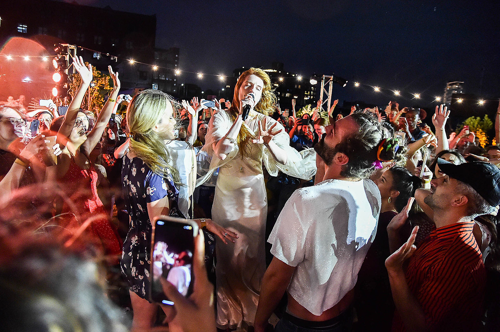 Florence + the Machine played a Greenpoint lot (pics, videos, setlist)