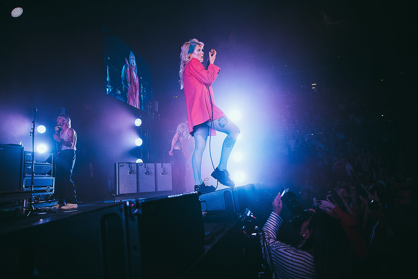 Paramore's Hayley Williams reschedules tour for 2021