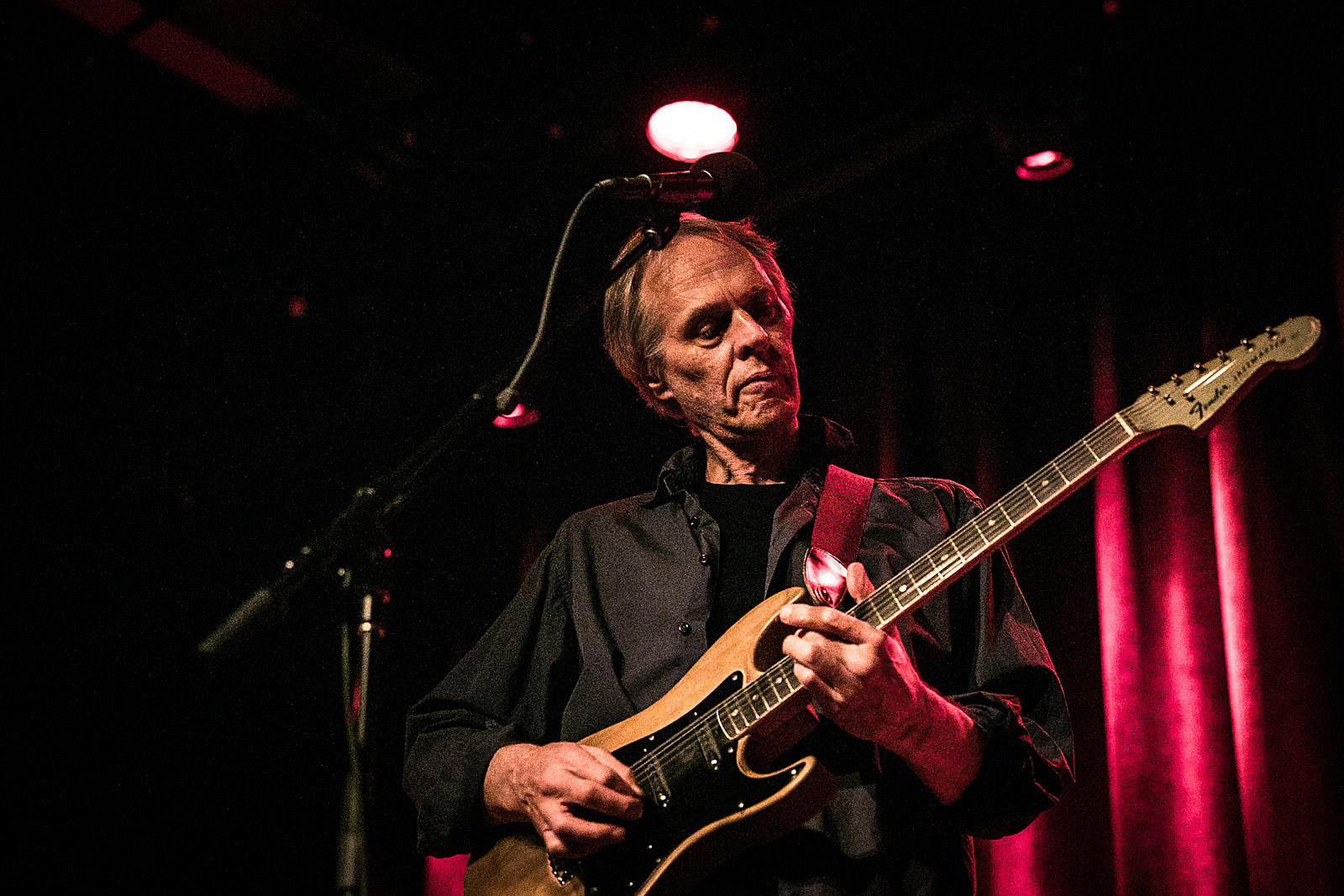 15,000 more books from Tom Verlaine's collection being sold off in December
