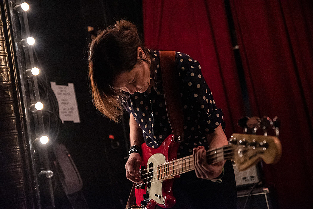 pics/review: Hammered Hulls (Mary Timony, Alec MacKaye, etc) & SAVAK ...