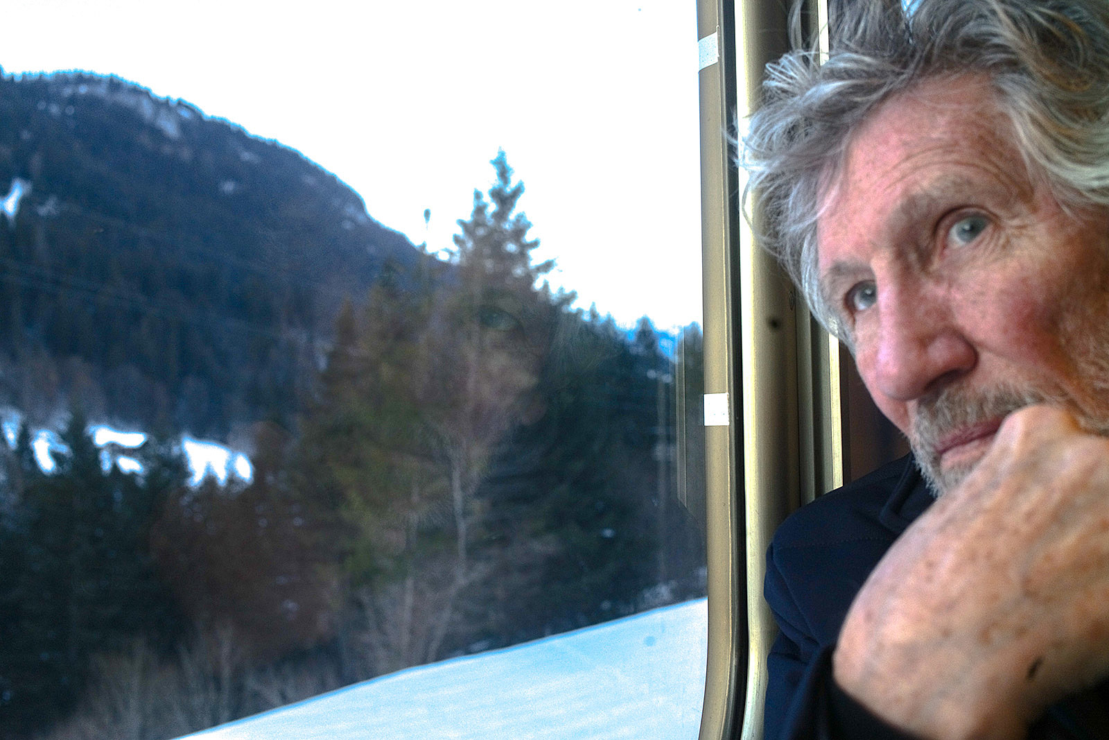 Roger Waters talks "Us + Them" tour, Pink Floyd, politics & more in BV ...