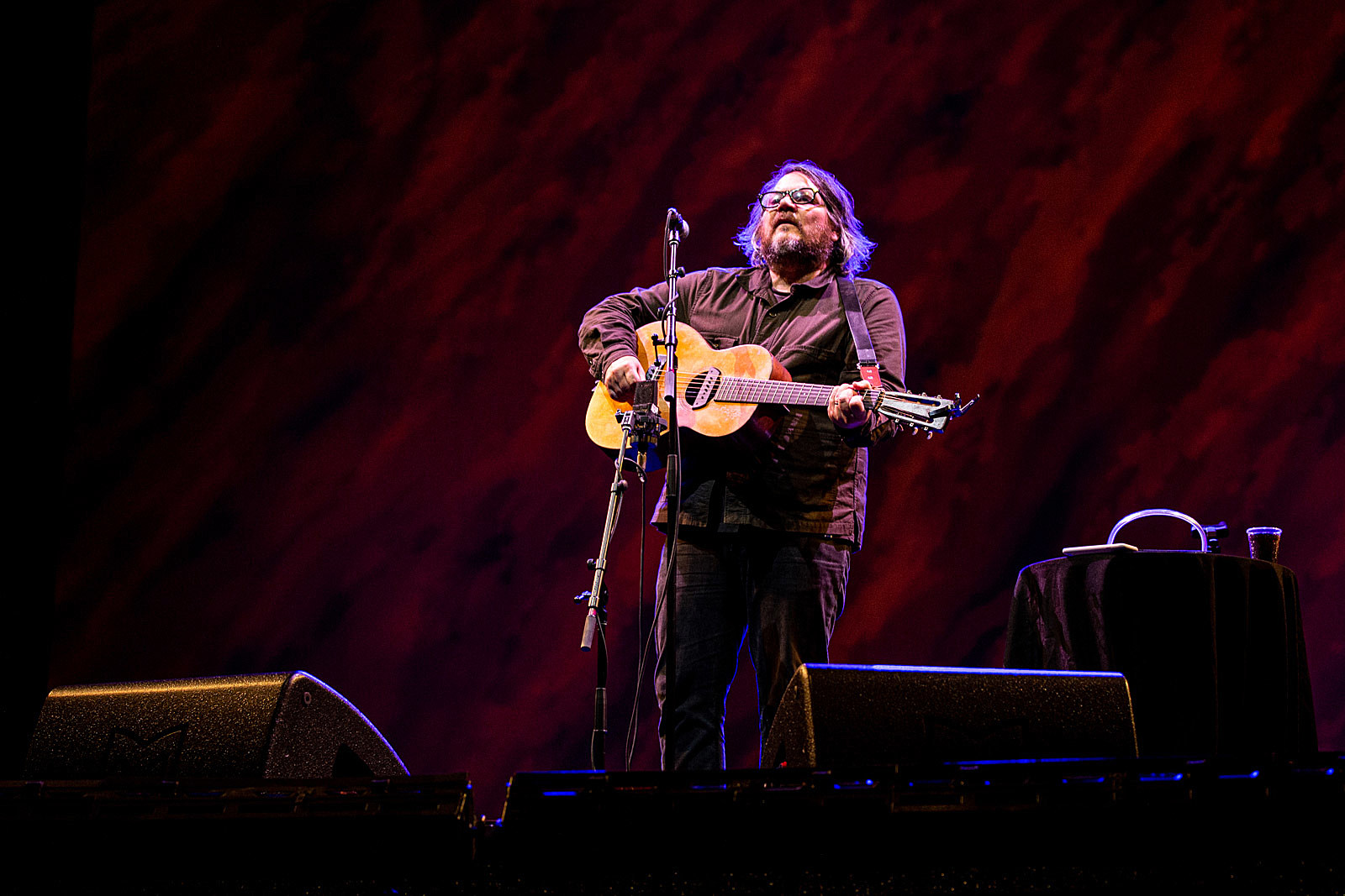 watch Jeff Tweedy & sons cover Pavement & Mazzy Star