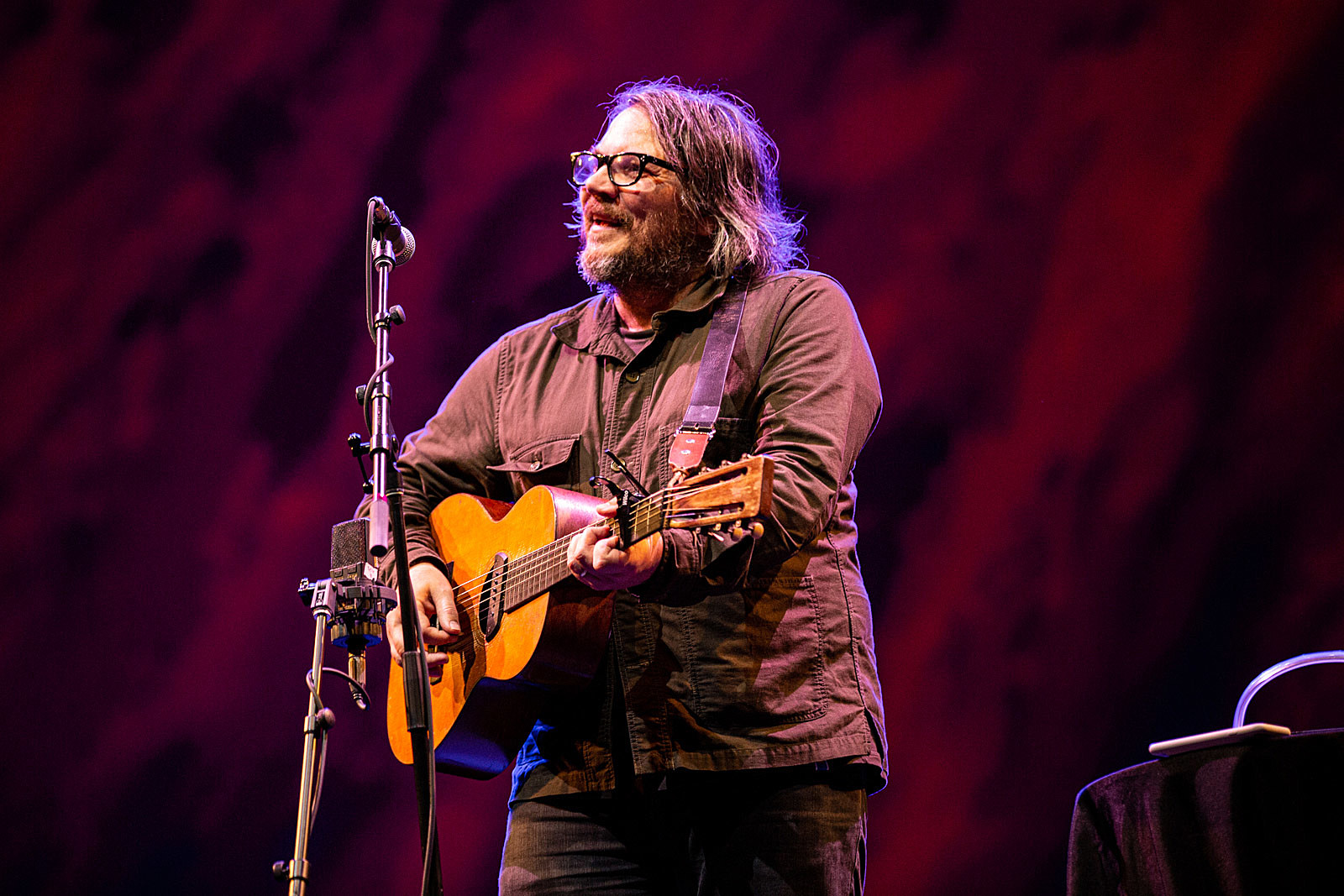 watch Jeff Tweedy & sons cover Pavement & Mazzy Star
