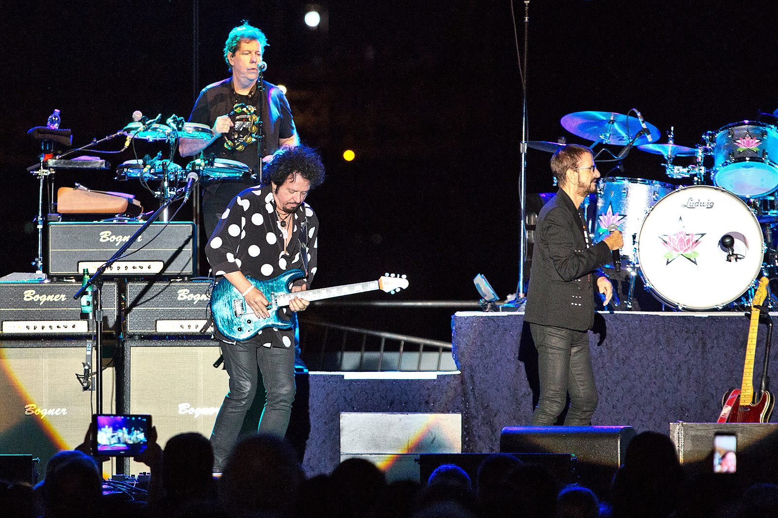 Ringo Starr played a rooftop in NYC (pics, videos, setlist)