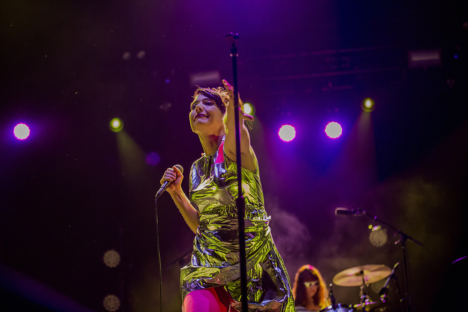 Bikini Kill headlined Riot Fest with their first Chicago show in 20 ...