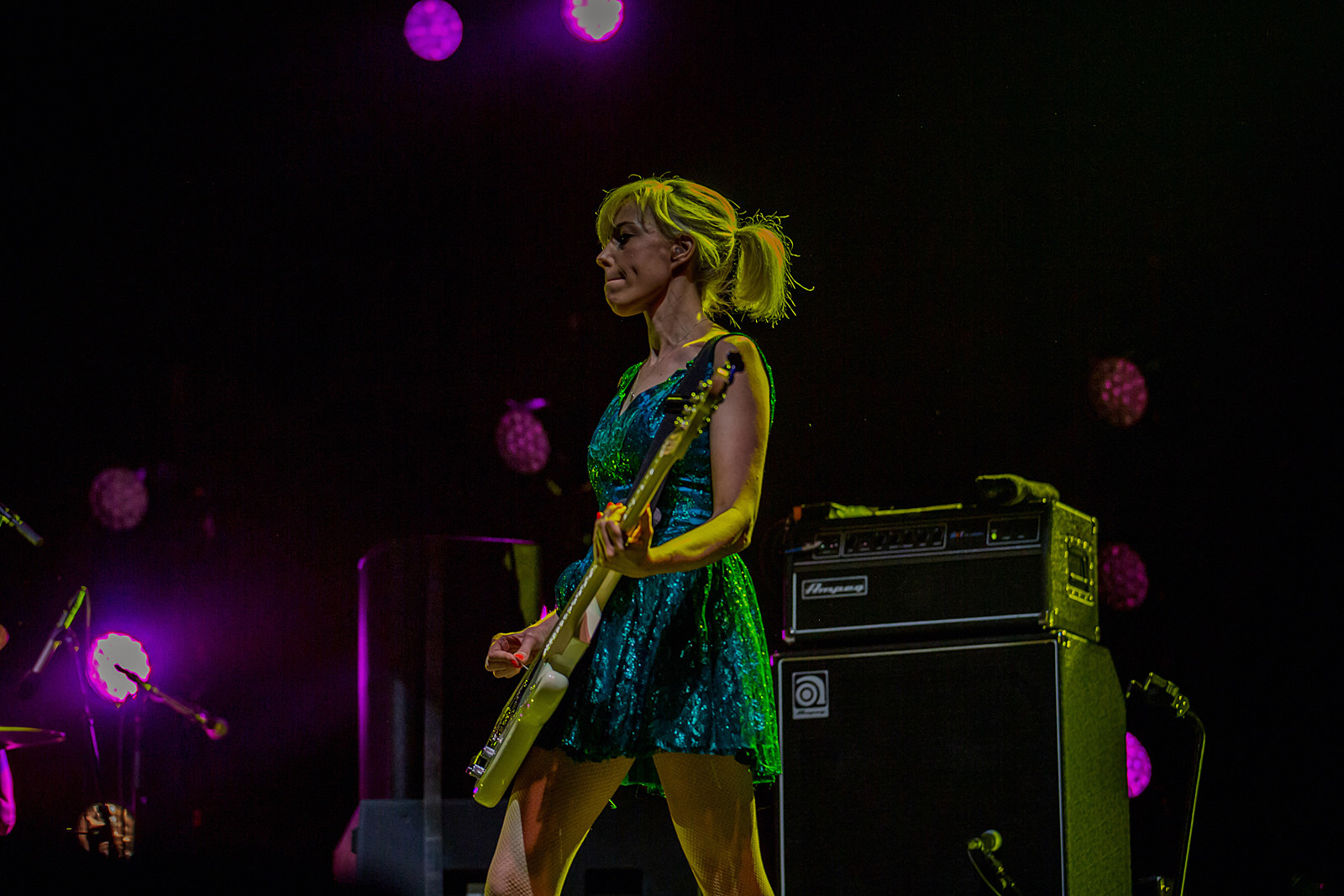 Bikini Kill headlined Riot Fest with their first Chicago show in 20 ...