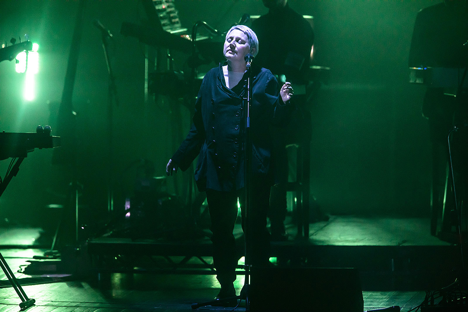 Massive Attack capped their spectacular 'Mezzanine XXI' tour at Radio ...