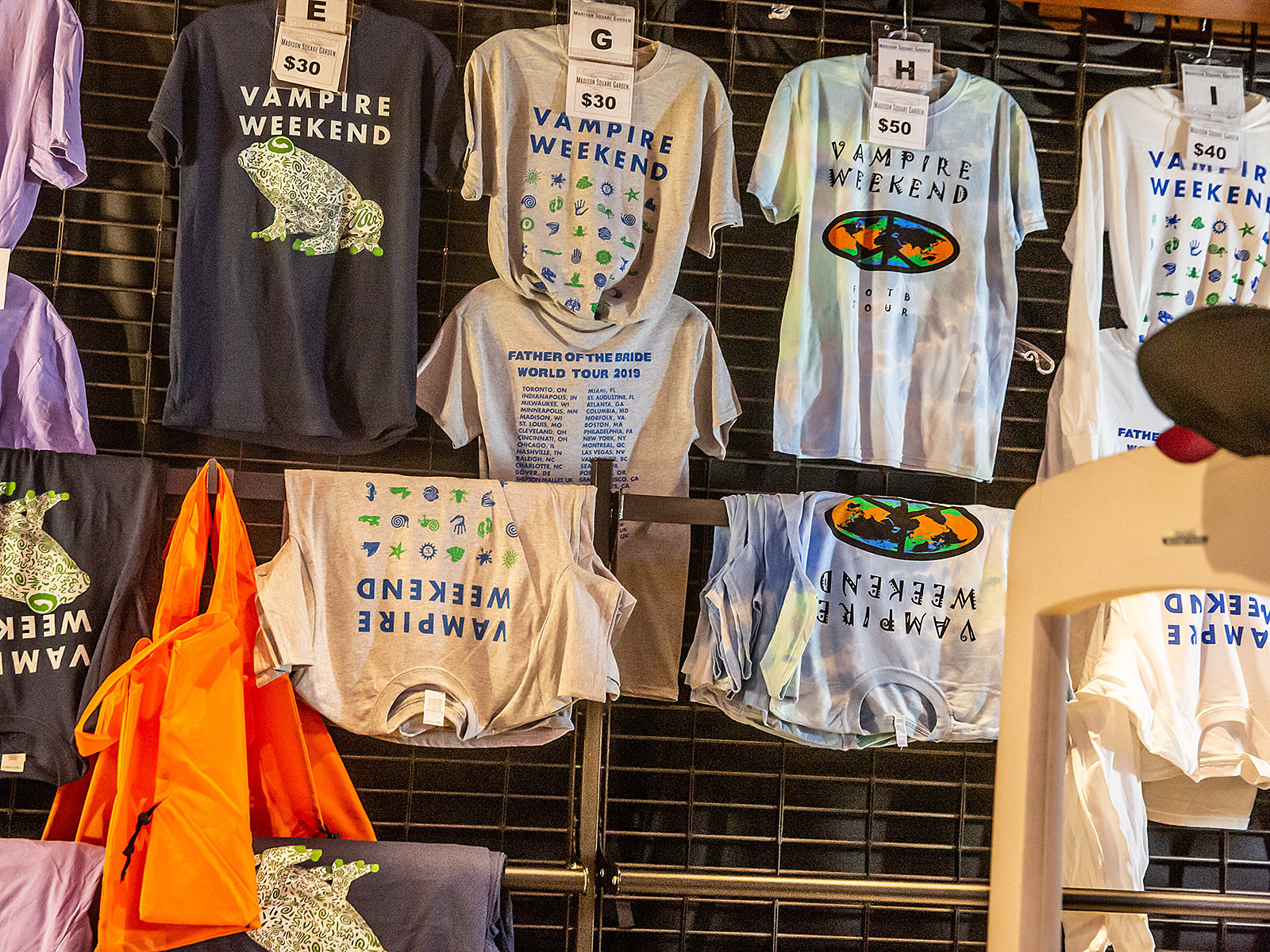 Vampire Weekend played MSG with Steve Lacy, announce 2020 tour (pics ...